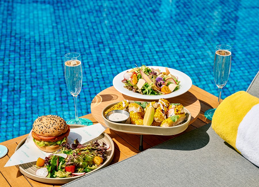 LE SPLASH Rooftop Pool Bar | Le Méridien Melbourne